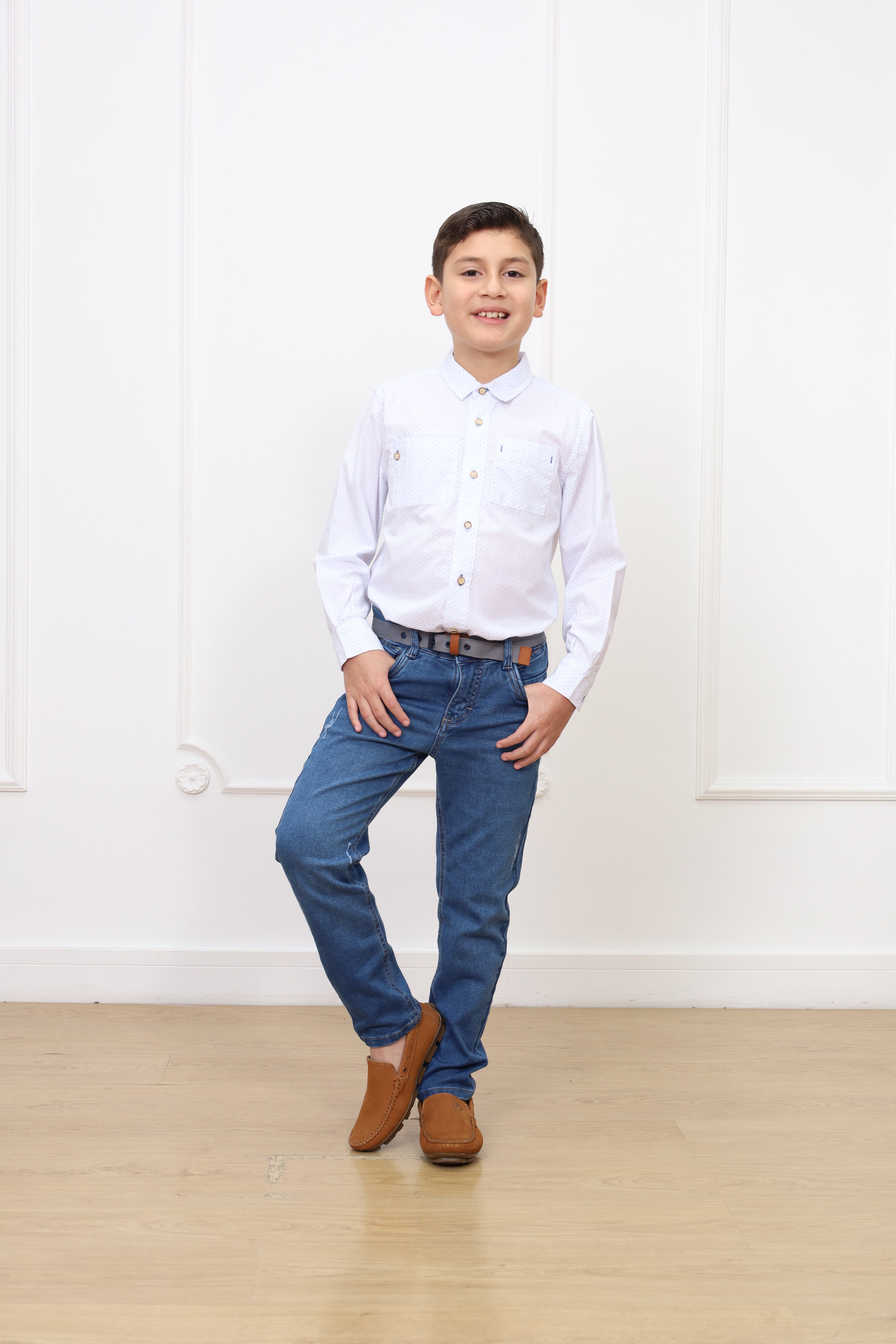 Camisa Franck 2 niño blanco M/L – Muquis Perú